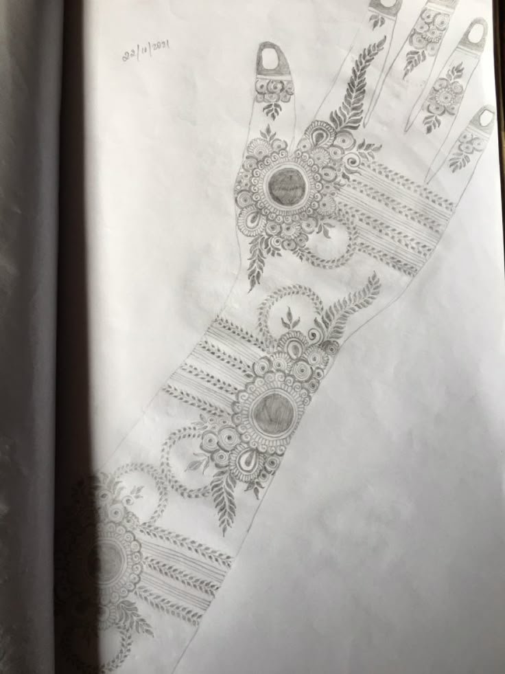 Mehndi Designs on Paper with Pencil | Easy Practice Ideas